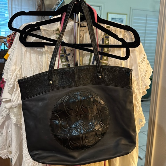 Coach | Bags | Coach Laura Tote | Poshmark